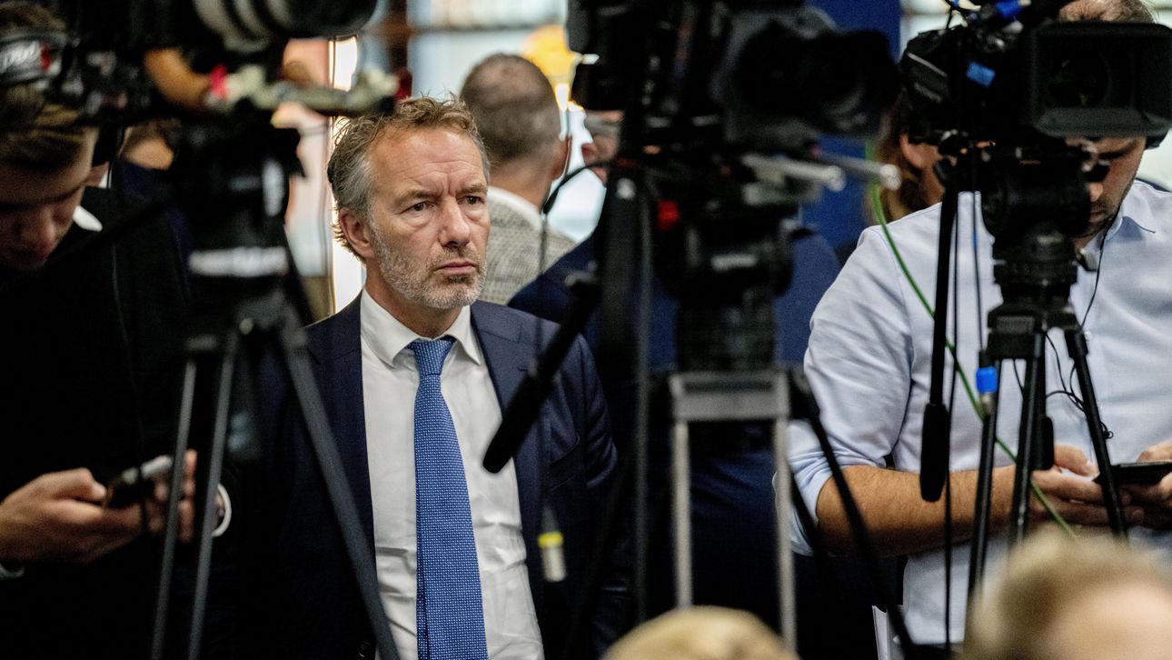 Wybren van Haga: ‘Ik zit in een gevangenis hier’ | Nieuwe Revu