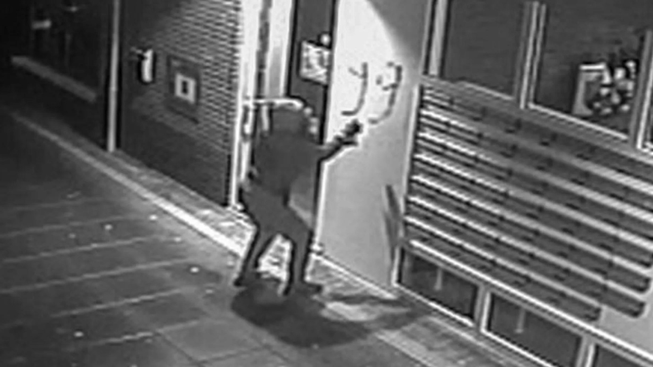 20 jaar cel voor Ali G. wegens 'ongekende terreurcampagne' | Panorama