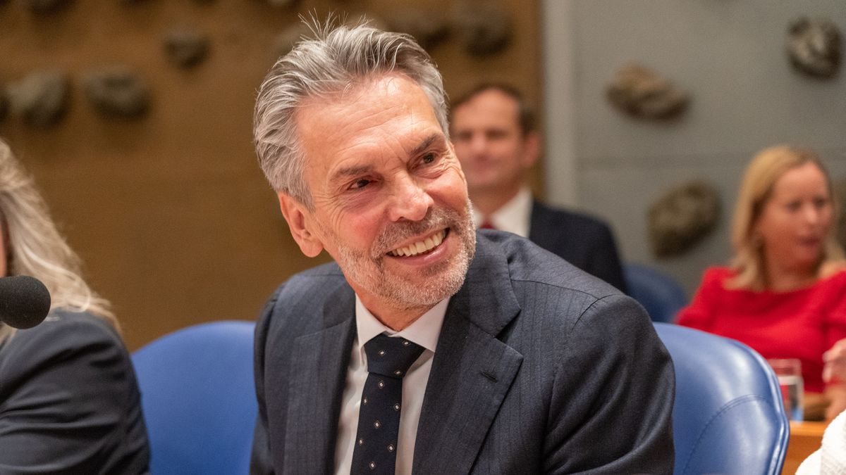 Luuk Koelman: ‘No no, please call me Dick, mister Netanyahu' | Nieuwe Revu