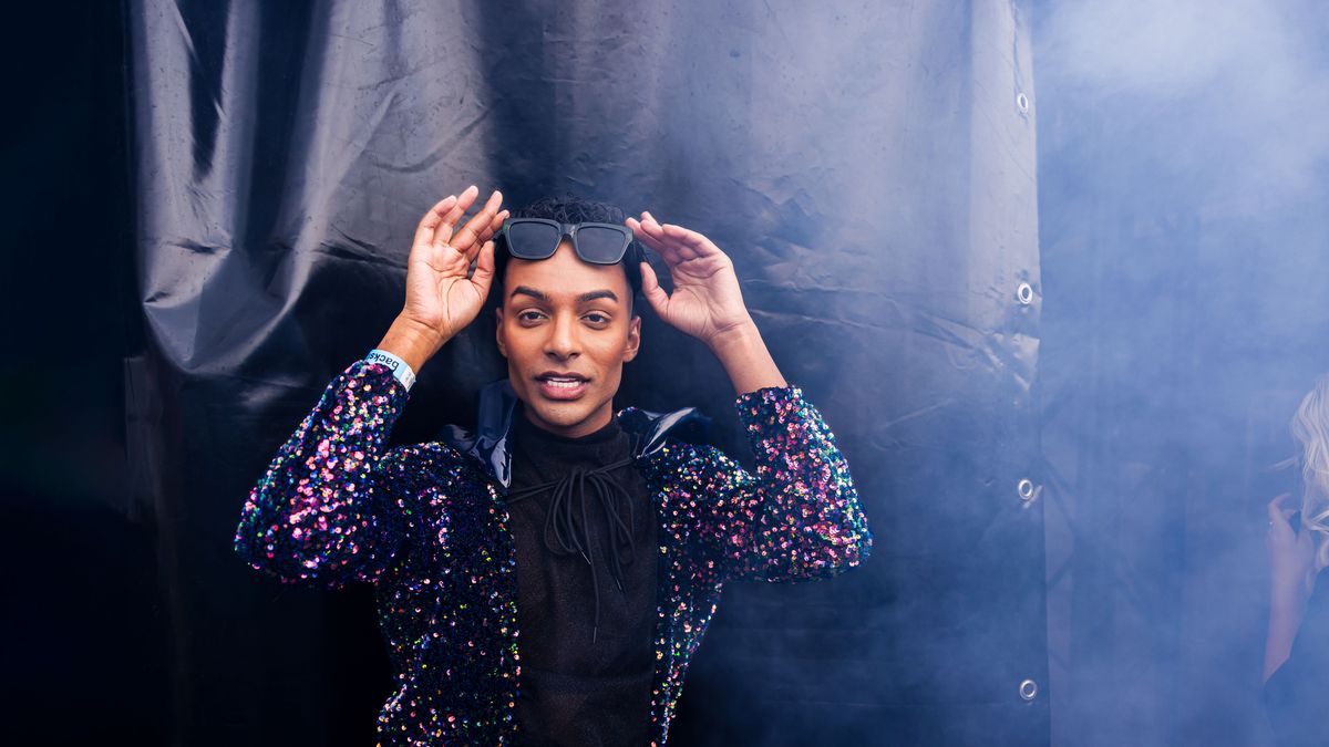 King Faisel: op stap met de eerste gay rapper van Nederland | Nieuwe Revu