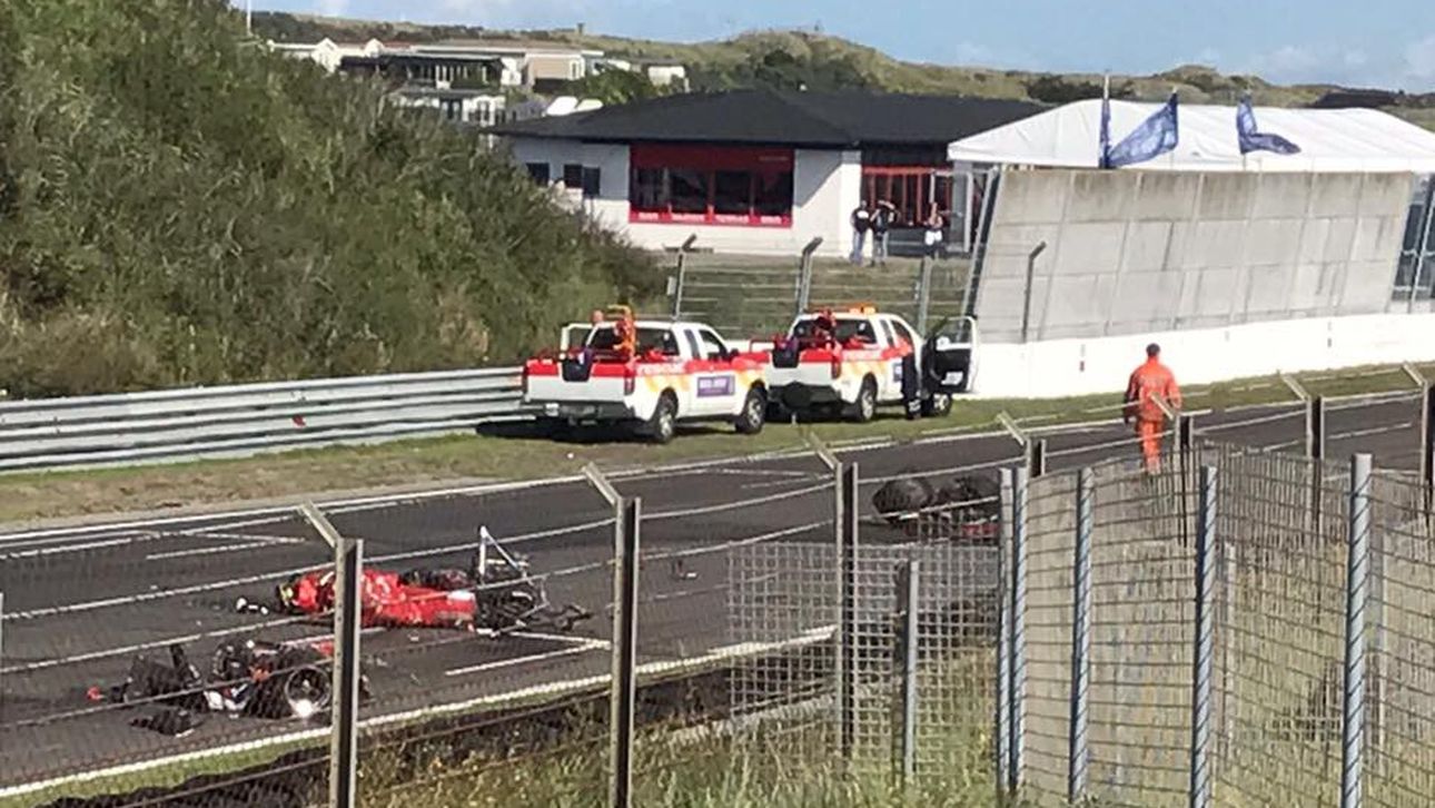 Man zwaargewond na klassiekercrash op Zandvoort | Autobahn