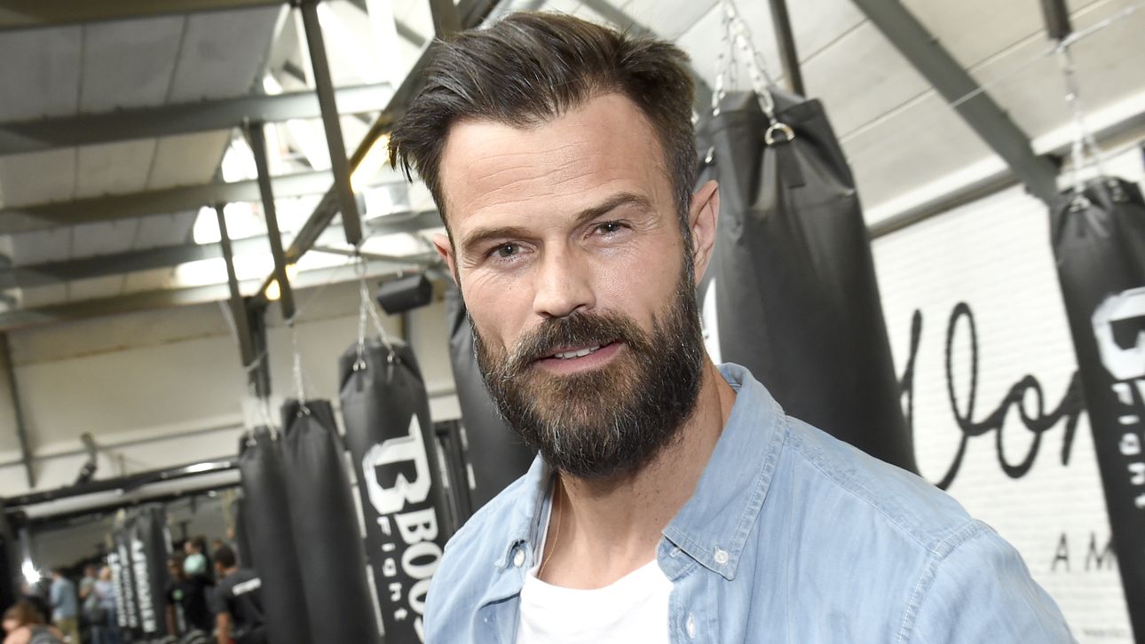 Arie Boomsma deelt vreemde 'slaapkamertip' | Panorama