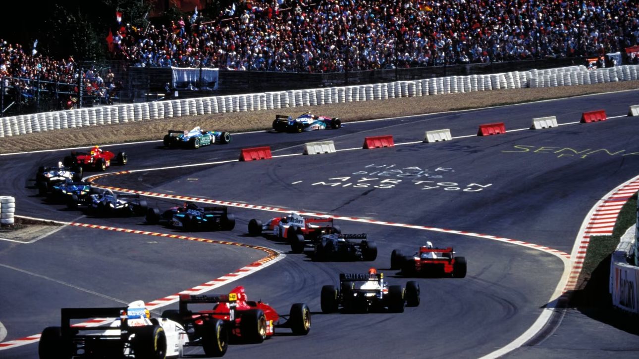 Druk op Spa loopt op: 'Zet een chicane bij Eau Rouge!' | Autobahn