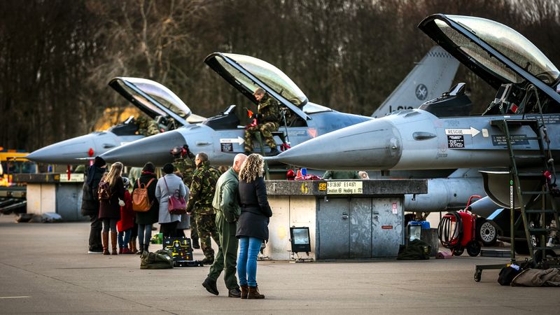 NAVO bevestigt: kernbommen in Volkel | Panorama