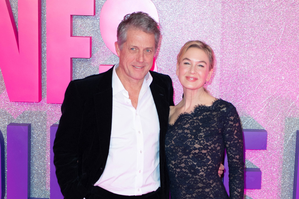 Renée Zellweger en Hugh Grant schitteren samen op rode loper nieuwe ...