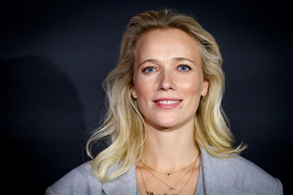 Jennifer Hoffman (44) sluit open relatie niet uit: 'Gezond om dit ...