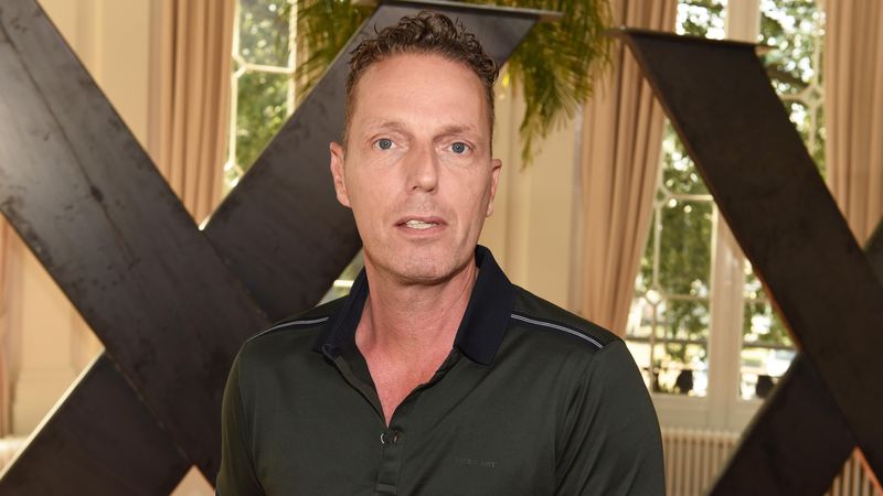 Hilarisch: Albert Heijn neemt Rob Geus op de hak na actie in Expeditie ...