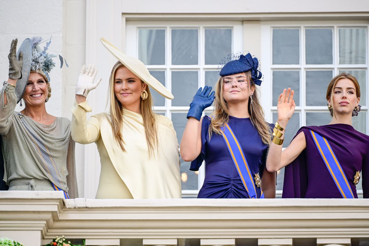 Prinsjesdag 2025: dit droegen koningin Máxima en prinsessen Amalia ...
