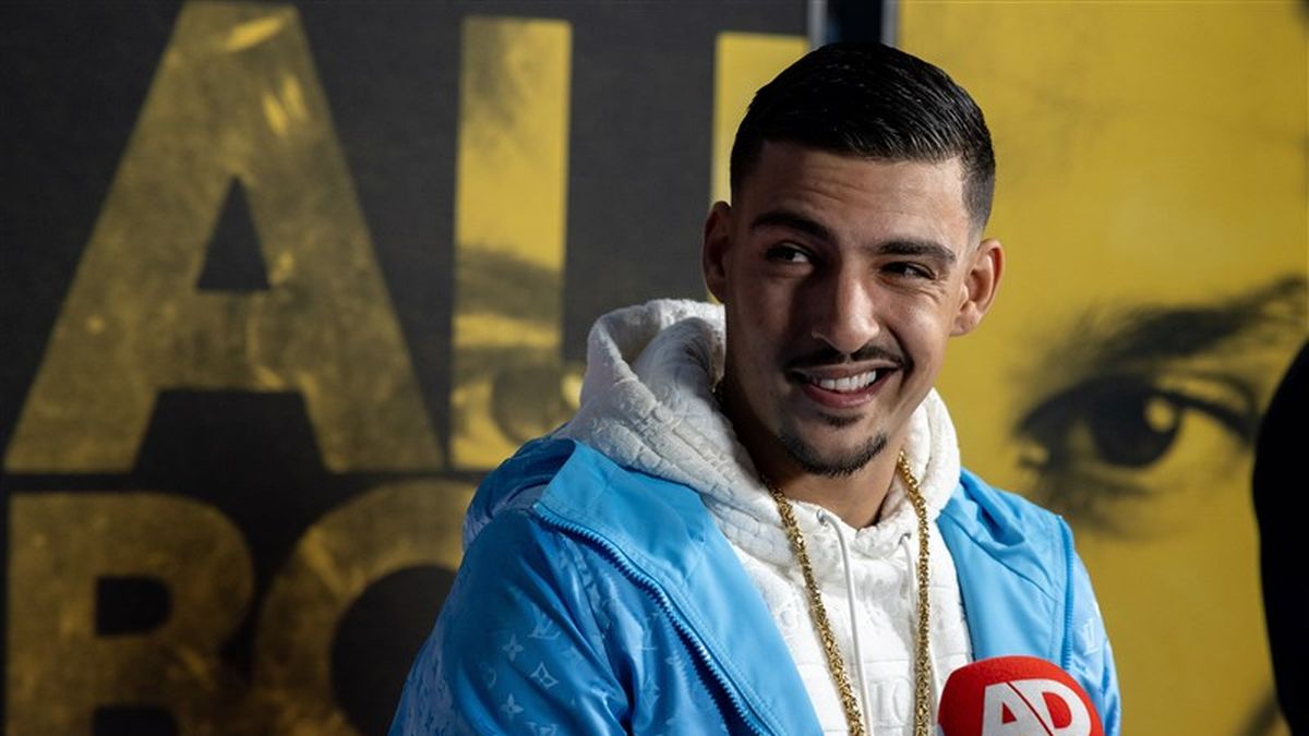 Rapper Boef gaat he-le-maal los op collega-BN'er: 'Ik koop jou en je ...