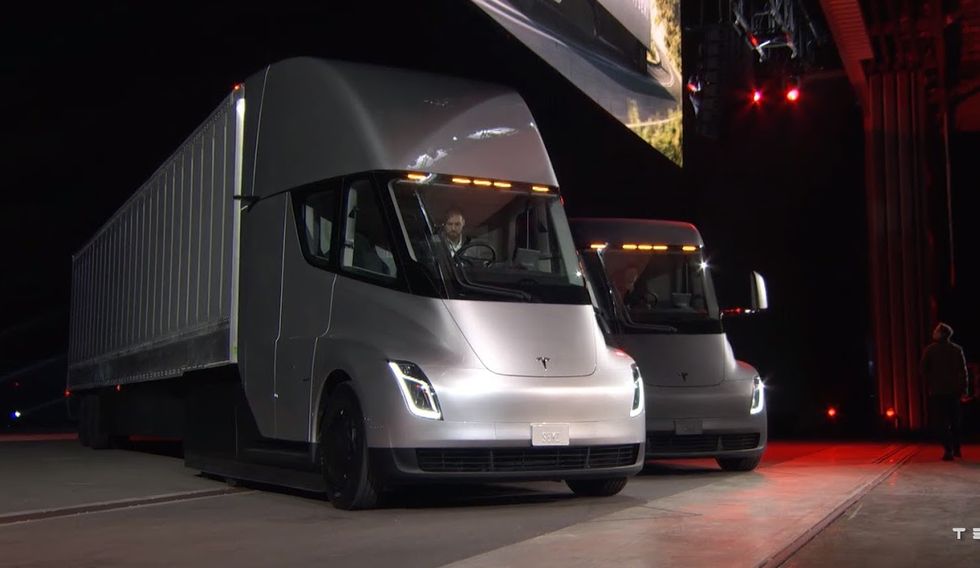 Officieel: Tesla's truck met een bereik van 805 km | Autobahn