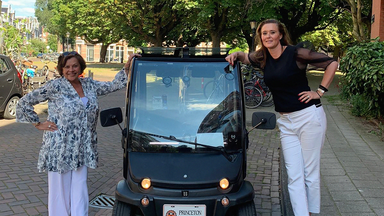 Crime to Go: in gesprek met de 'Godmother' van de penoze, Thea Moear ...