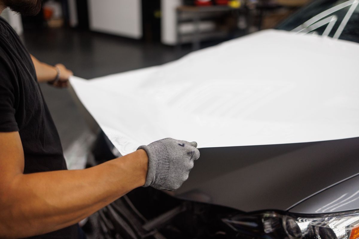 Zo kies je de juiste afwerking voor je auto: wrap, coating of (deels ...