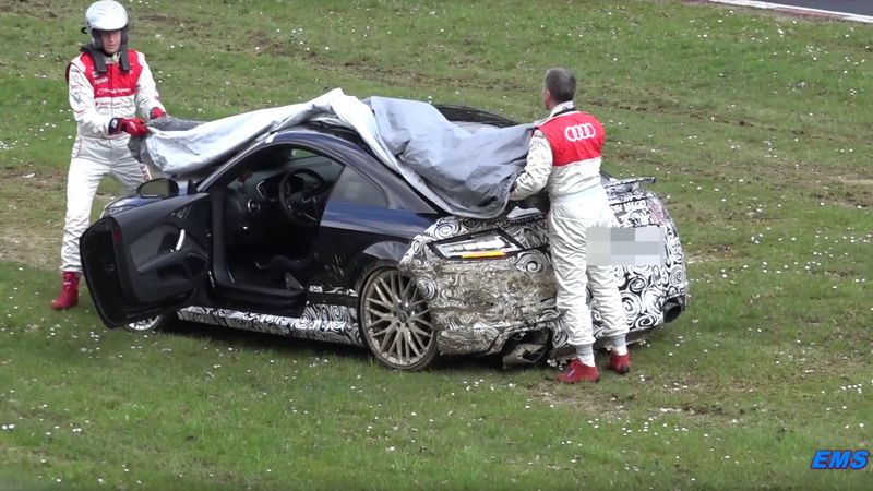 Audi crasht nieuwe TT RS | Autobahn