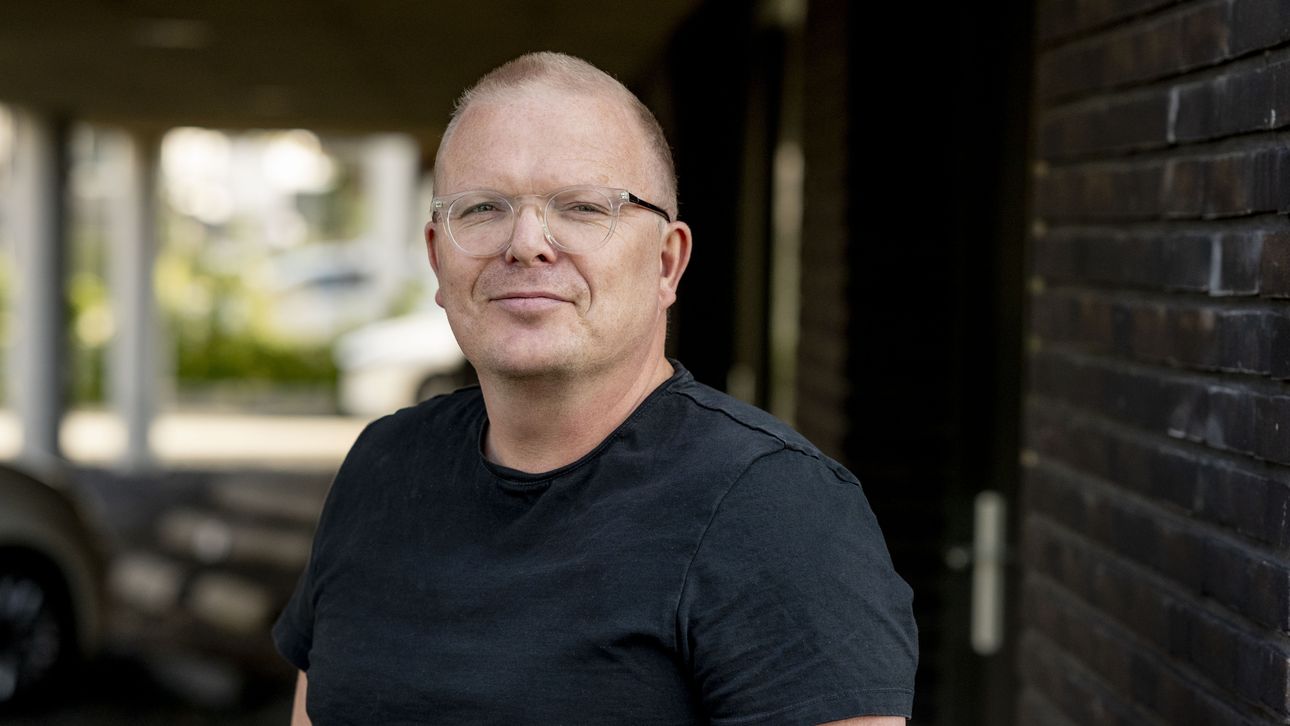 Jan Roos op de vuist met vader Saskia Noort | Panorama