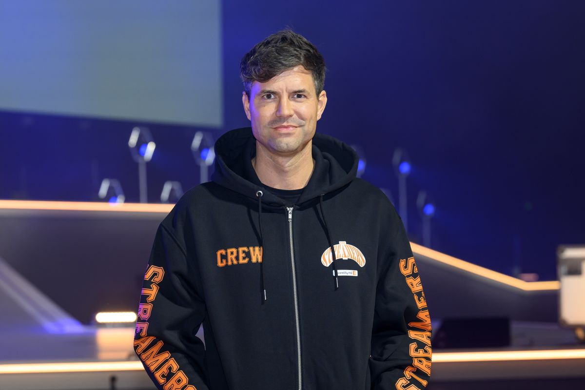 Simon Keizer brengt 'kwetsbaar' eerste solo-album uit sinds Nick ...