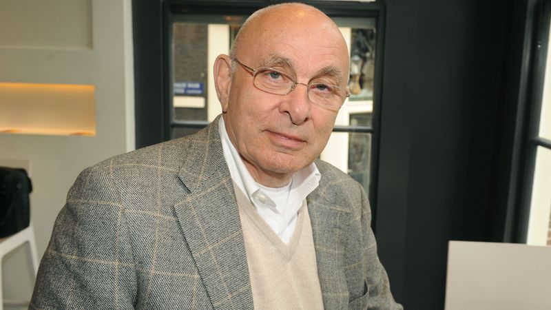 Michael van Praag zorgt voor woedende reacties | Panorama