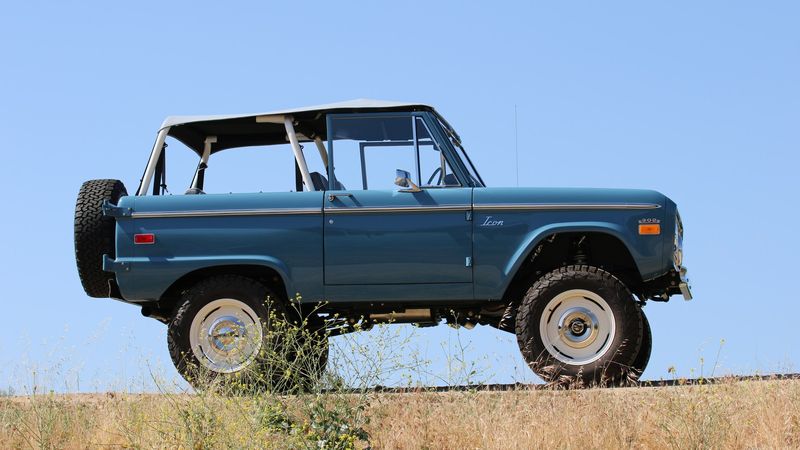 Icon maakt een prachtige restomod Bronco | Autobahn