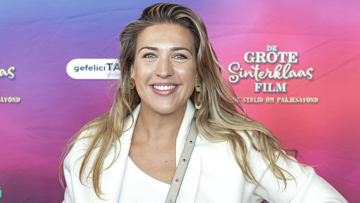 Bo Wilkes deelt nieuwe foto's van sprookjeshuwelijk op Santorini | Grazia
