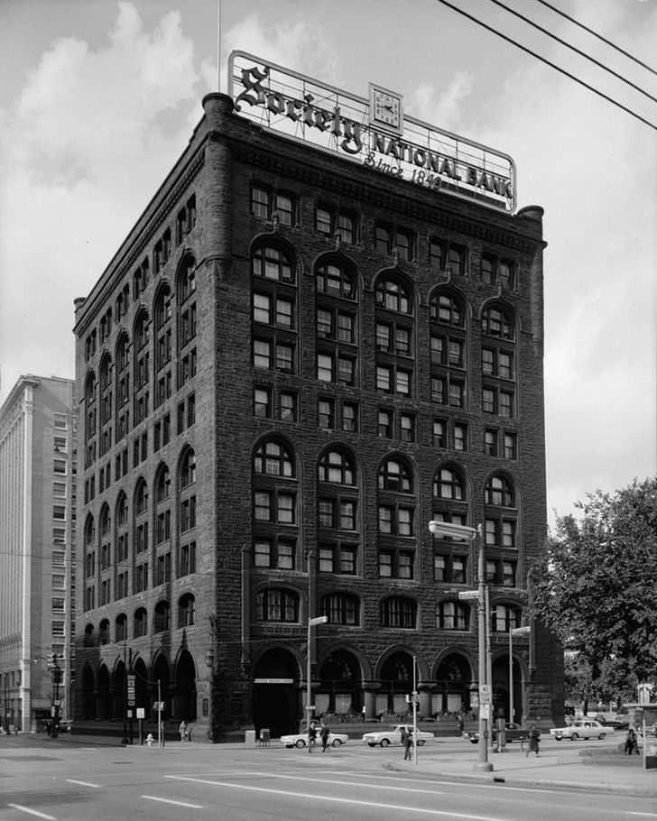 Ted Conrad alias 'Tom Randele' pleegde de perfecte bankroof | Panorama