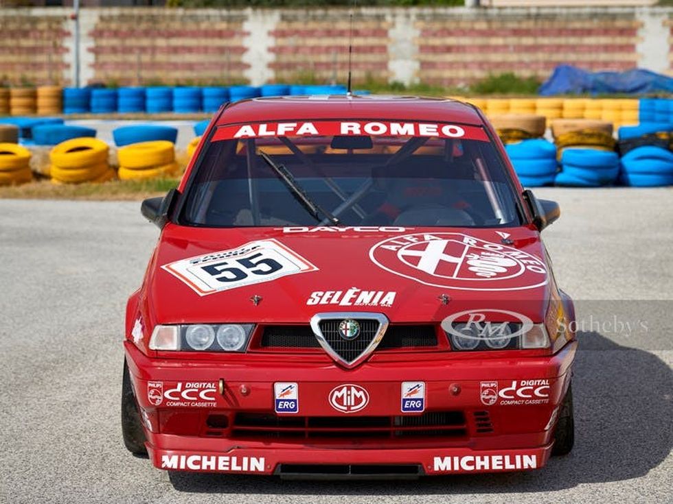 Gabriele Tarquini's regelbrekende Alfa Romeo 155 BTCC onder de hamer ...