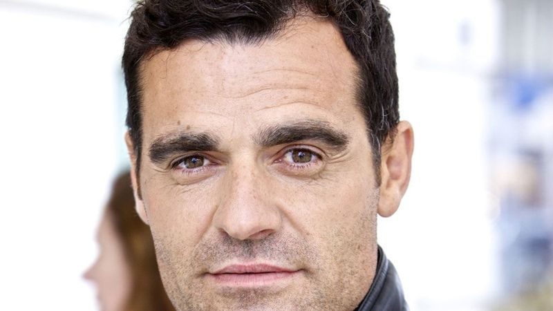 Mooie Man Kenneth Pérez | Beau Monde
