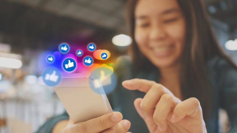 'Wat is nog onze eigen identiteit?' | Revu