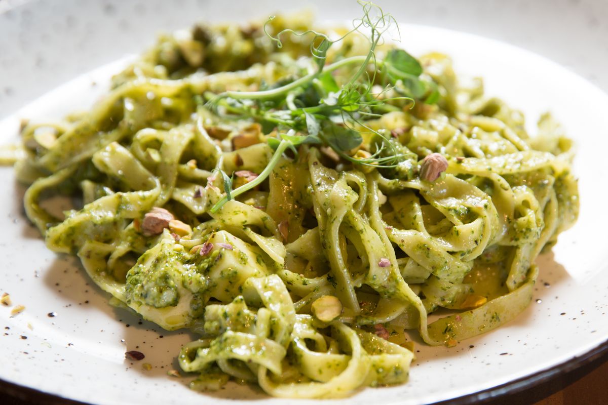 Zo maak je de lekkerste pasta pesto die je ooit hebt geproefd | Noorderland