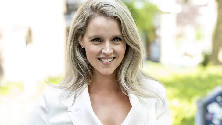 Liza Sips licht tipje van de sluier op over aanstaande bruiloft | Grazia