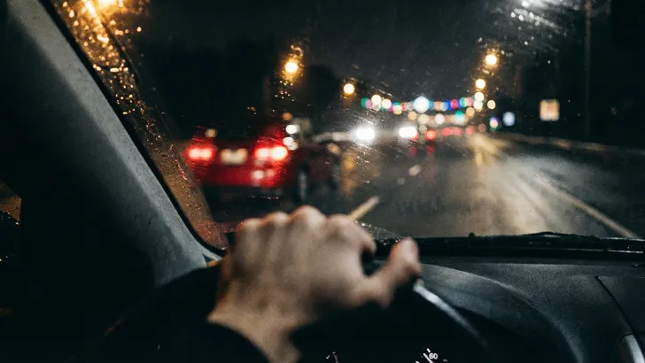 Eenzaamheid dreigt: waarom je zonder auto nergens komt deze kerst (en ...