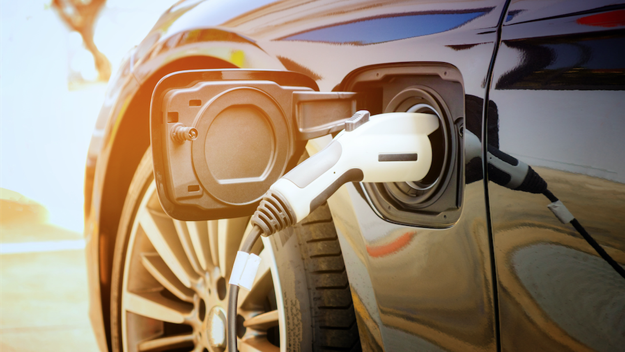 De voor- en nadelen van elektrisch rijden | Nieuwe Revu