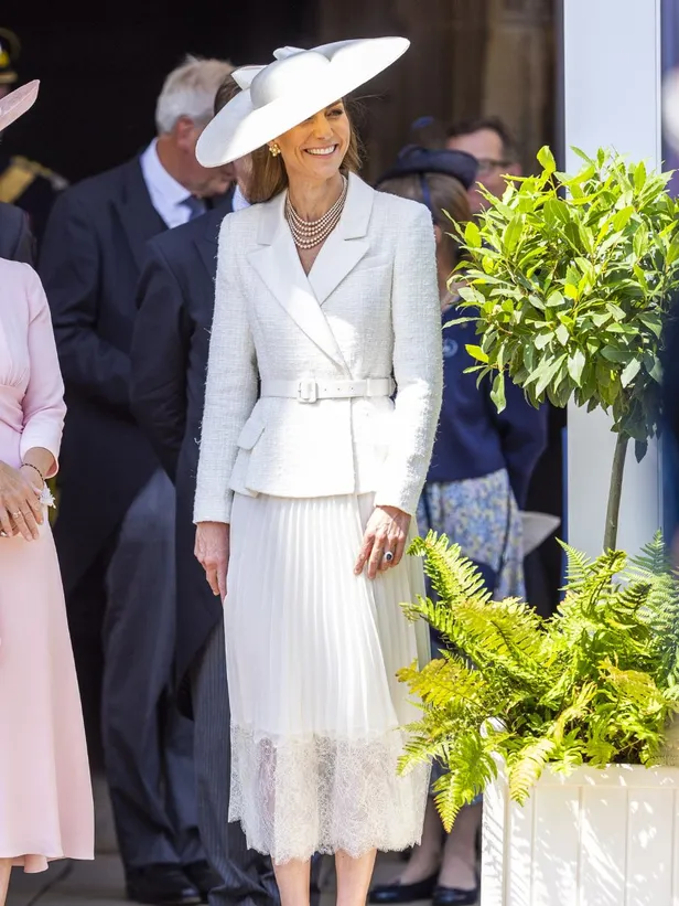 De subtiele truc achter Kate’s elegante outfits | Beau Monde