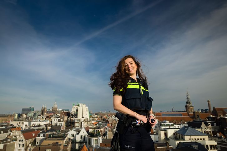 Hoofdagente Lieke Hester: 'Mijn hart is blauw!' | Panorama