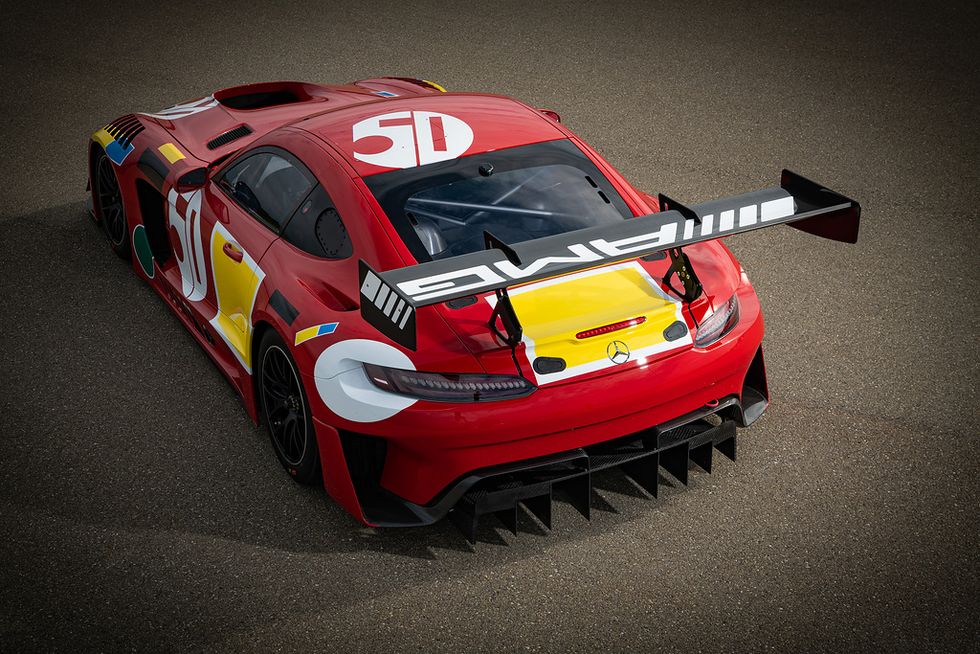 Mercedes-AMG viert 50 jaar 'Rote Sau' met speciale GT3's | Autobahn