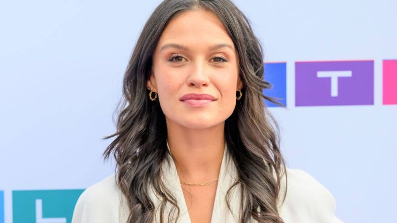 Holly Mae Brood deelt eerste beelden van serie over Patty Brard: ‘Staat ...