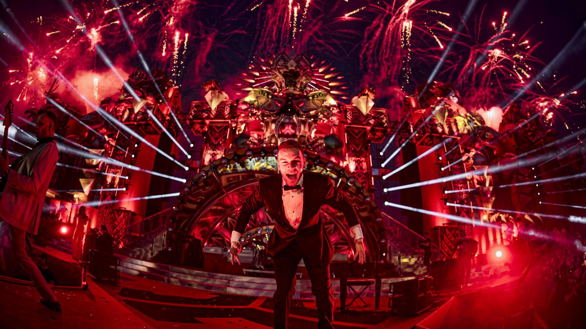 DJ en muziekproducer Sefa (24): 'Ik ben echt een kluizenaar' | Nieuwe Revu