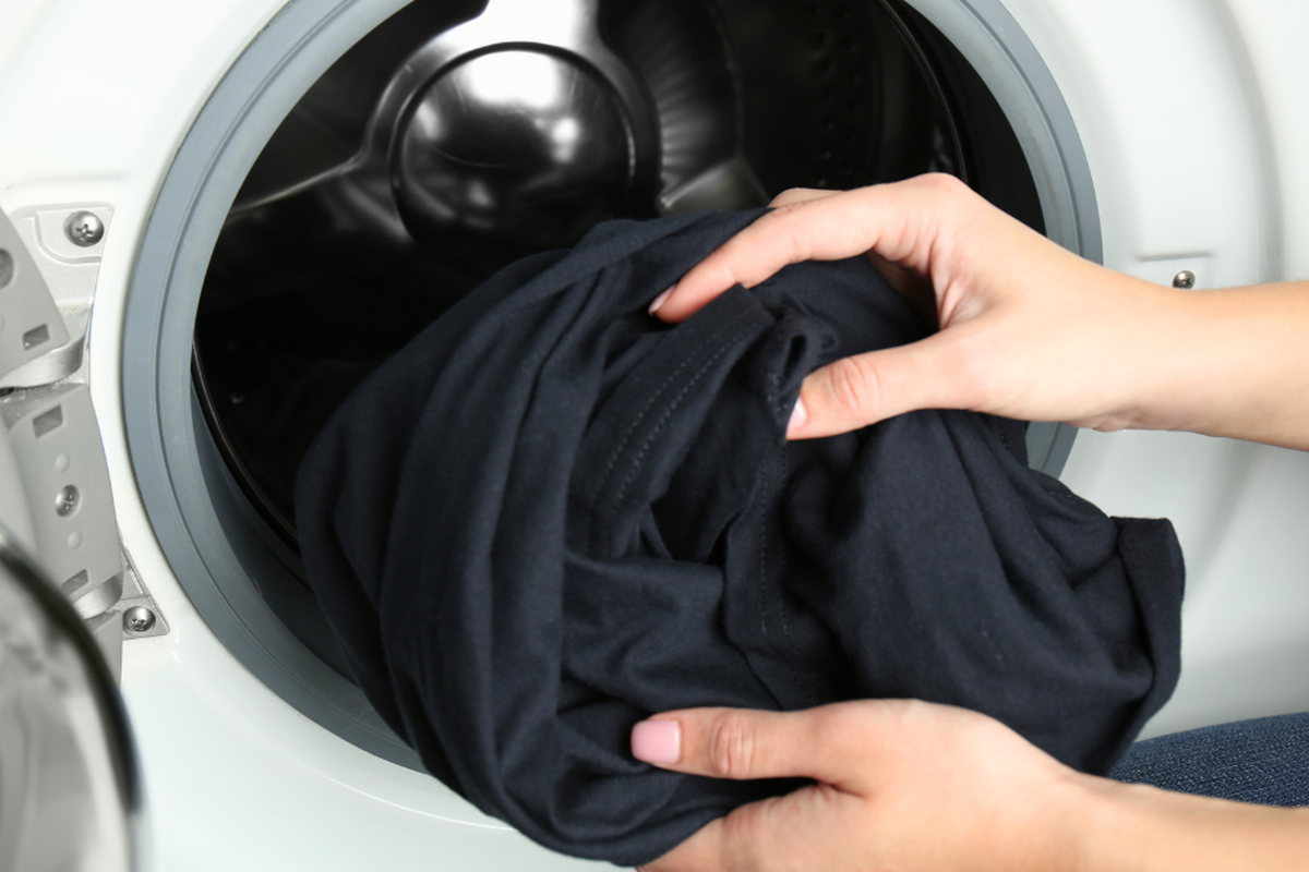 Stinkt je zwarte was? Zo los je het voorgoed op | Nouveau