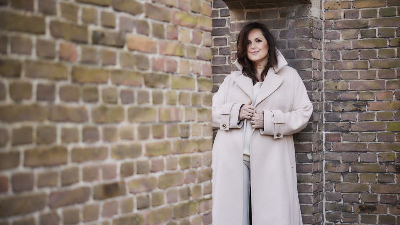 Anniko van Santen: ‘Ik ben beschadigd, maar niet stuk’. | Nouveau